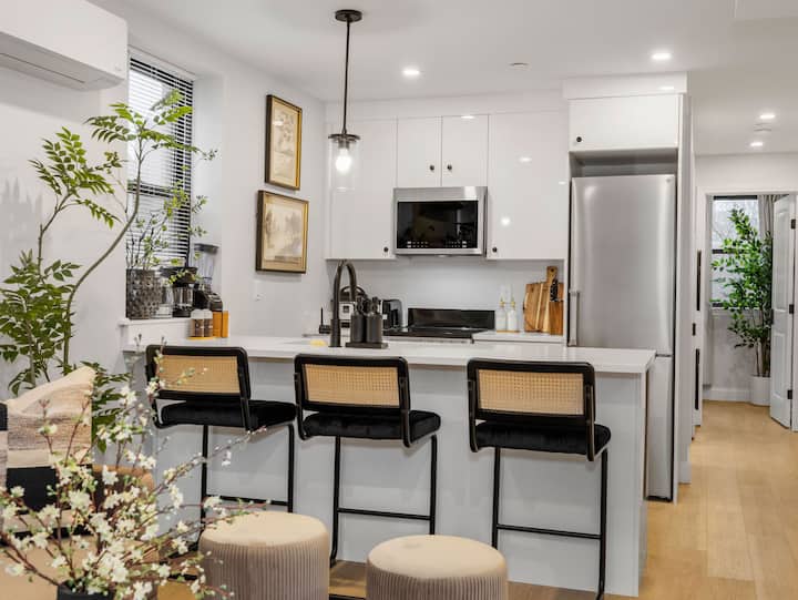 North End Downtown Apt | 4br 2bath - Cambridge, MA