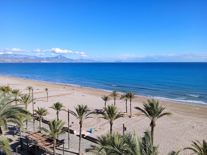 Playa De San Juan. Costa Blanca - Alicante