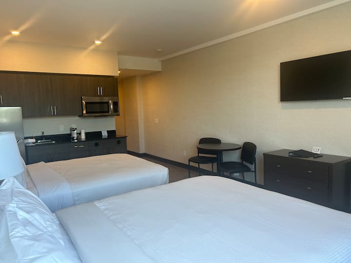 Guest Suite In Niagara, Private 1 Bedroom,2 Bed - Niagara Falls