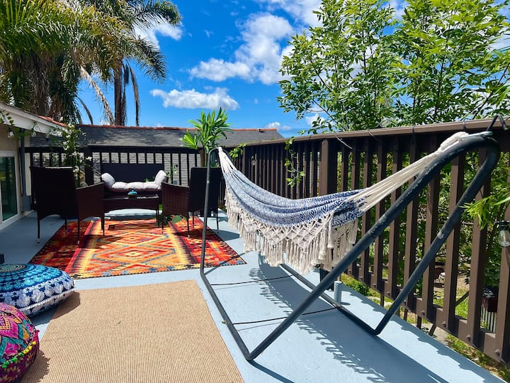 New Hidden Gem With Gorgeous View & Private Deck - San Diego, CA