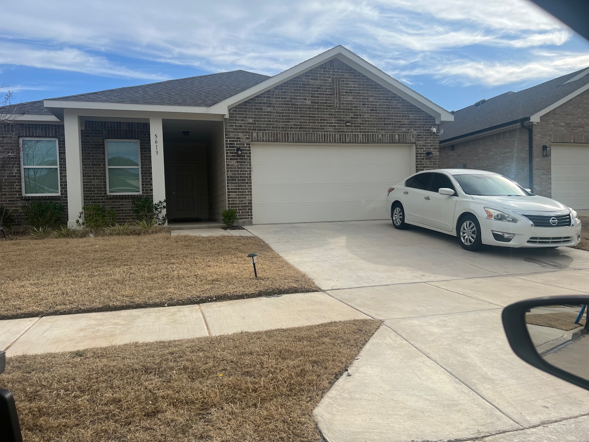 Cozy 2-Bedroom– Share with the Host - Houses for Rent in Fort Worth ...