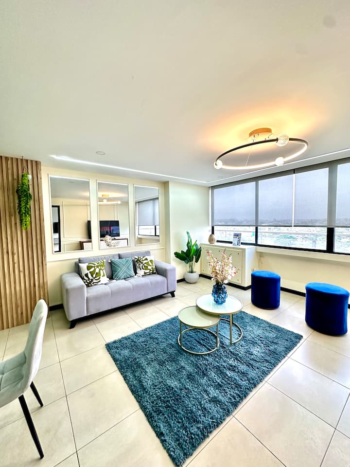 Departamento Vip Puerto Santa Ana Con Parqueo - Guayaquil