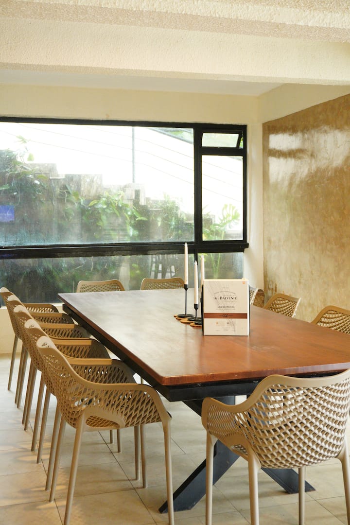 Montana Views Vacation (Pool/heated Jacuzzi) 18pax - Tagaytay