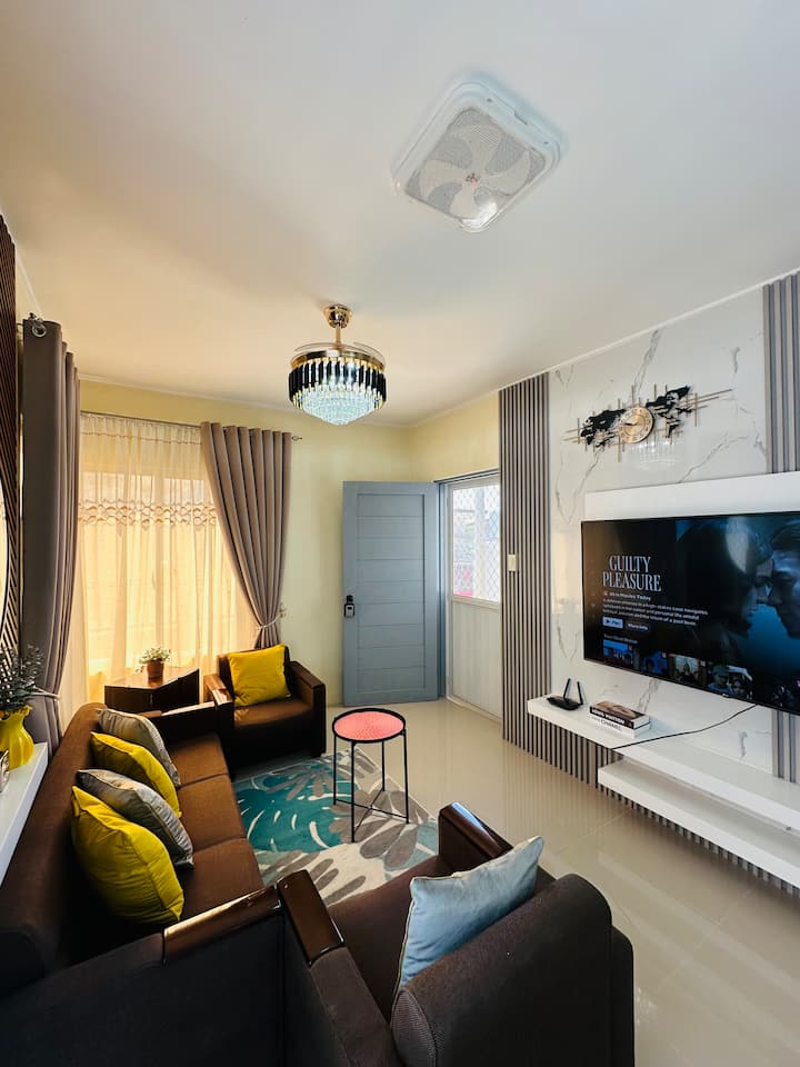 (Villa 3) 3br+netflix+hotcoldshower+parkingarea - Malaybalay