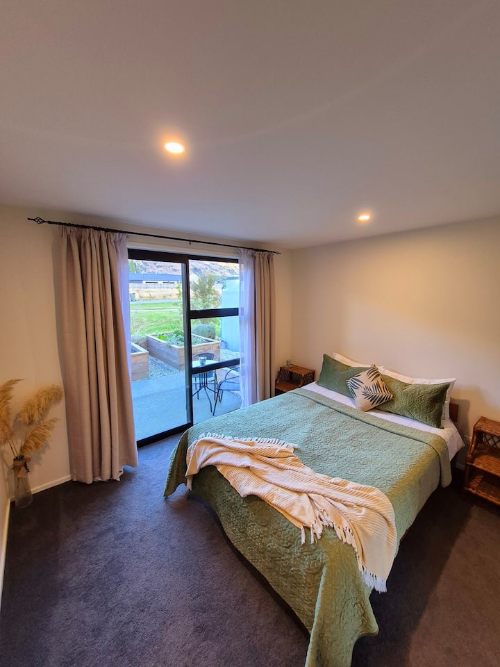 Peaceful Room Close To Lake - Kingston