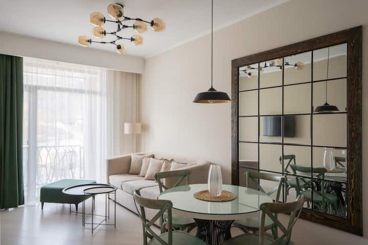 Charming 1bdr With Unique Design - Armenia