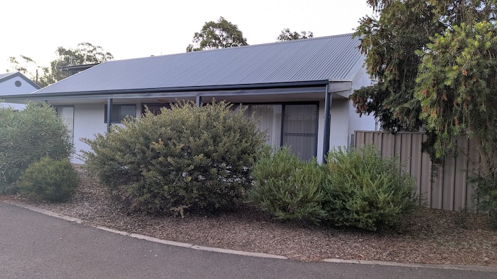 Private Unit In Heart Of Clare - Clare