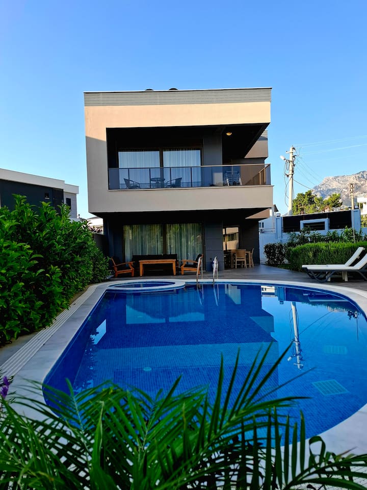 Beys Serenity Villas - E - Huzur Içinde Tatil. - Kemer