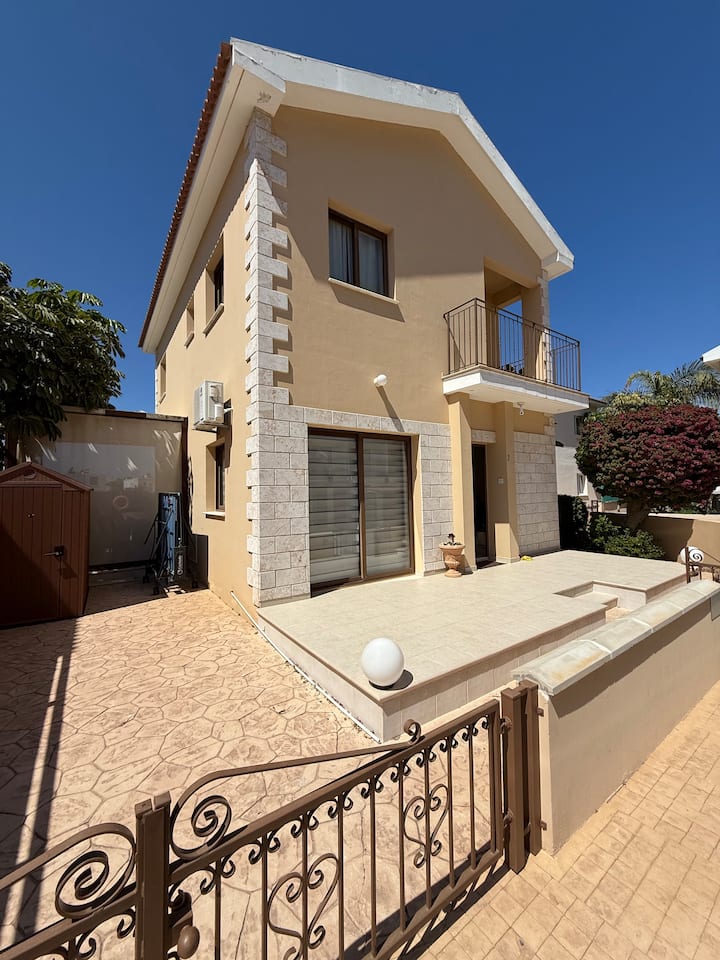 Vila Marianna With Heated Pool - Ayia Napa