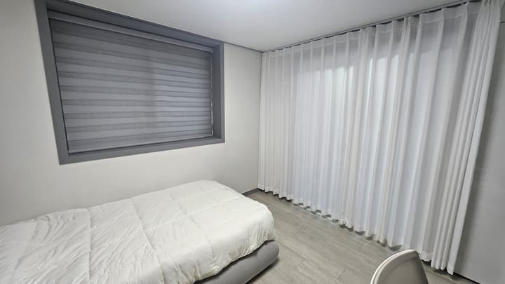 # 소수인원 전용 # 출장 환영
# 깔끔하고 모던한 공간 - Daejeon