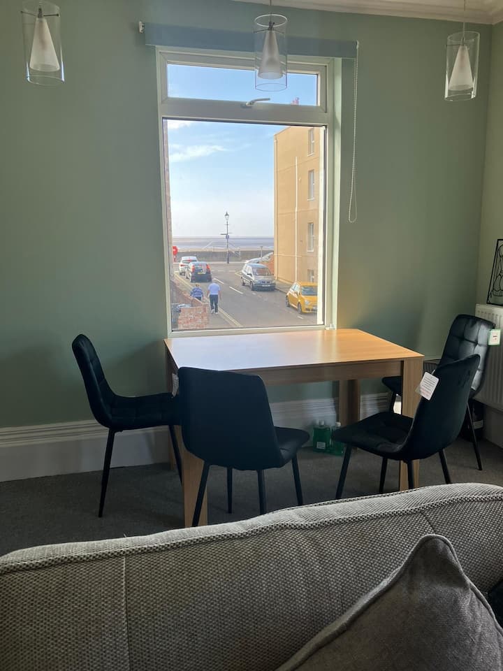 Popular Seaside Location - Burnham-on-Sea