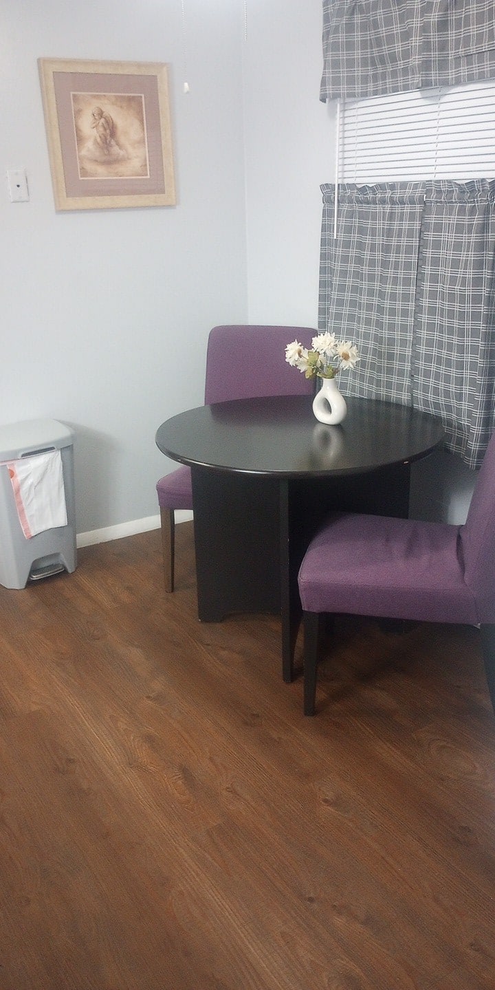 Ground Level Corner Apartment - 托利多