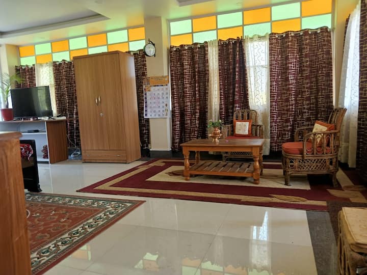 Sai’s Grace Spacious Suite 1 - Kalimpong