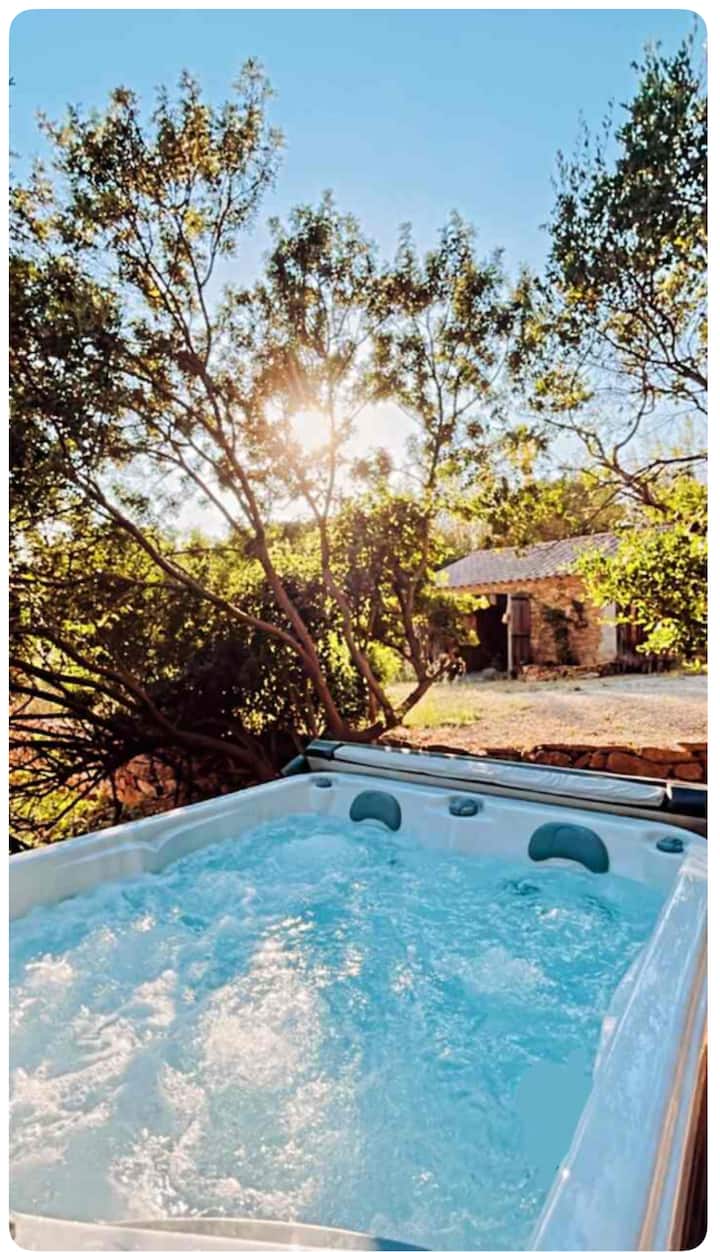 La Grange Des Amoureux Spa Et Piscine - Le Beausset