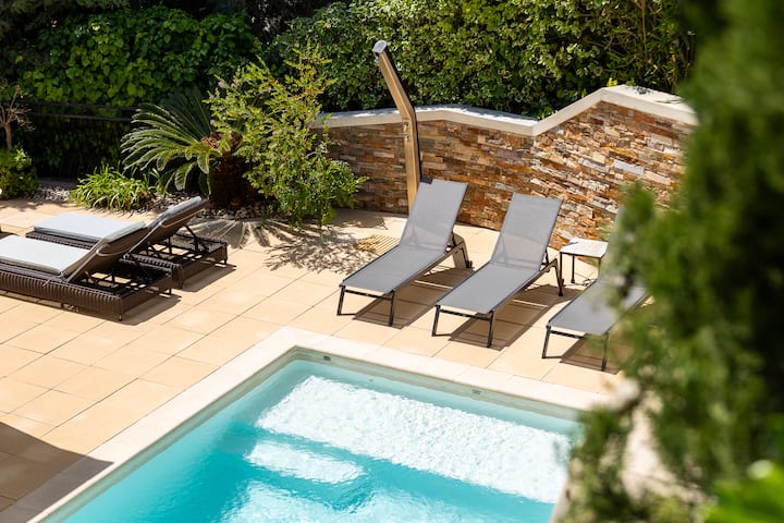 Vue Mer - Centre Ville Et Plage, Piscine (éTé) - Le Lavandou