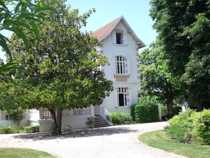 Elegante Villa Des Années 1920 "Bon Accueil" - Fumel