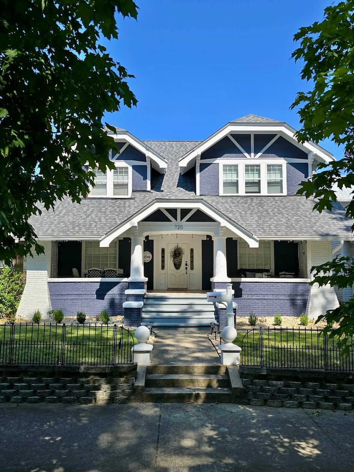 The Park House  A 5 Bedroom Retreat W/game Room & - Camden Park, Huntington
