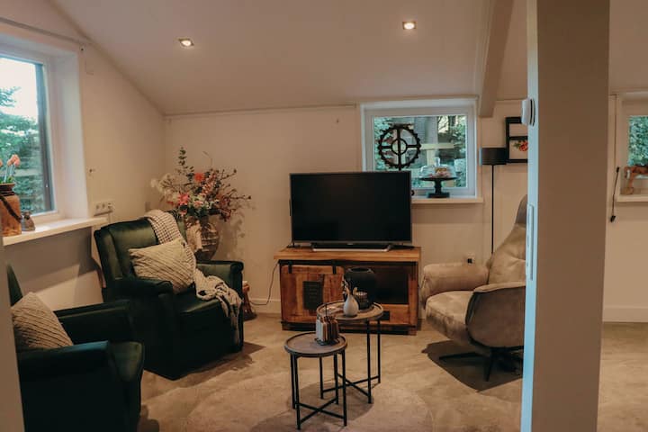 (Nieuw!) Het Middelpunt. Op De Veluwe Bij Het Bos, - Veenendaal