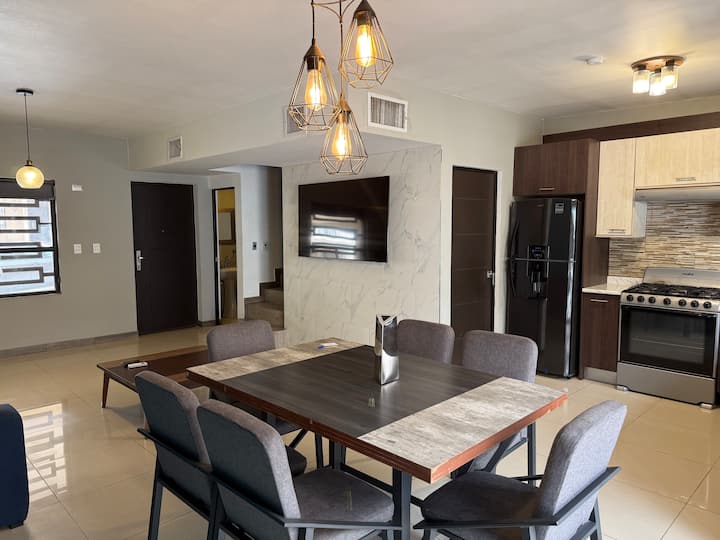 Amplia Casa Cómoda A Minutos Del Consulado Usa - Ciudad Juárez