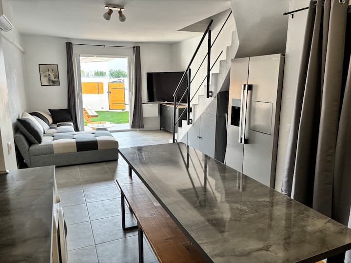 Maison Avec Cour 8 Personnes - Saintes-Maries-de-la-Mer