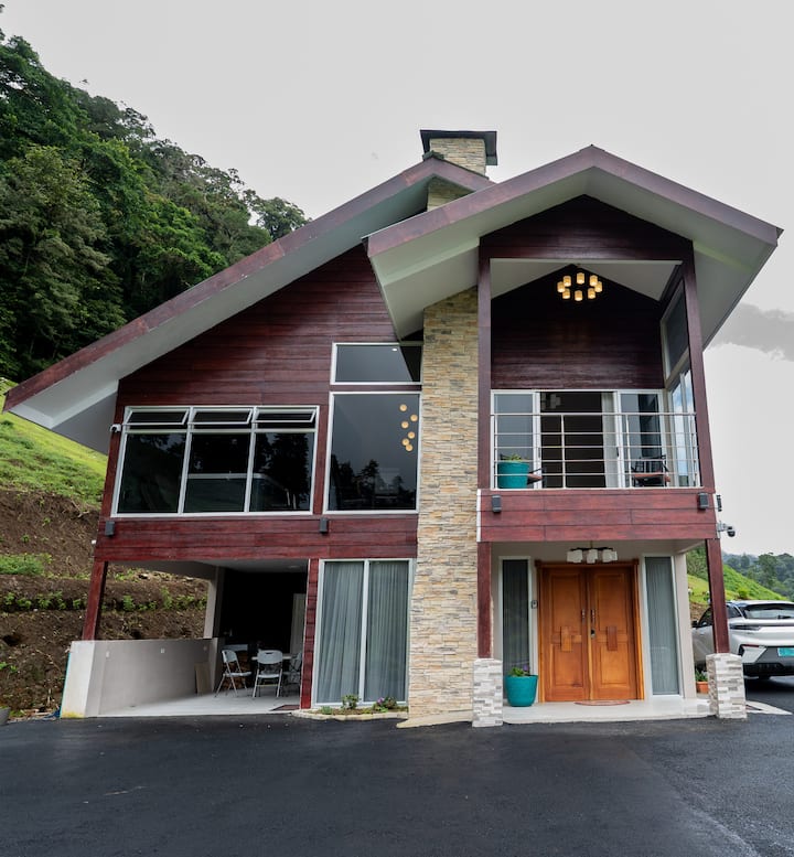 Casa Las Hortensias - Bajos del Toro