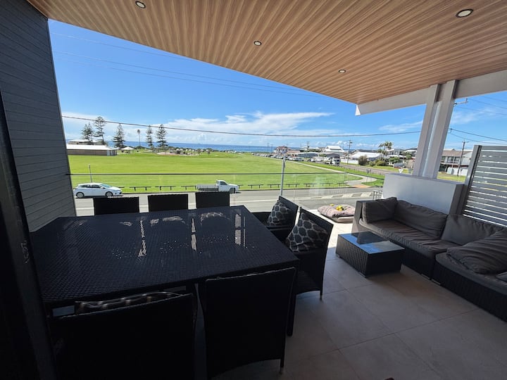 Woonona Beach Duplex - Bulli