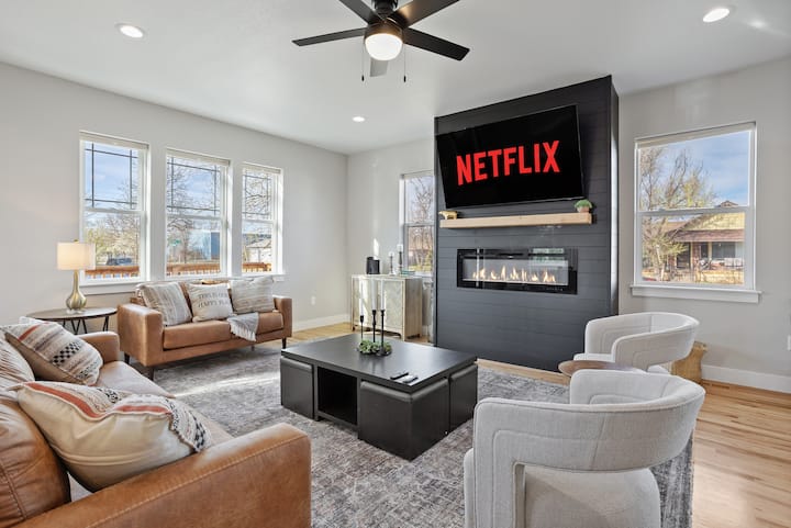 4br Near Downtown - Cheyenne, WY