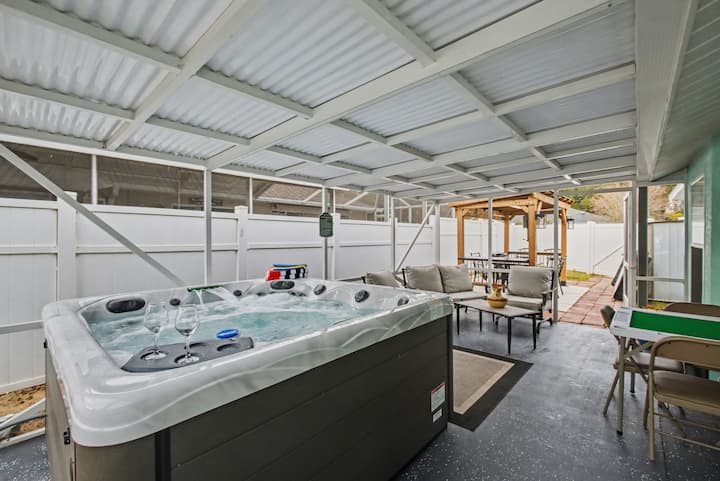 Home In Ocala *Hot Tub* Minutes To Silver Springs - 오캘라