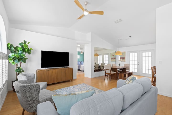 Entire Home In Ocala Fl/ 9 Mins To Silver Springs - Ocala, FL