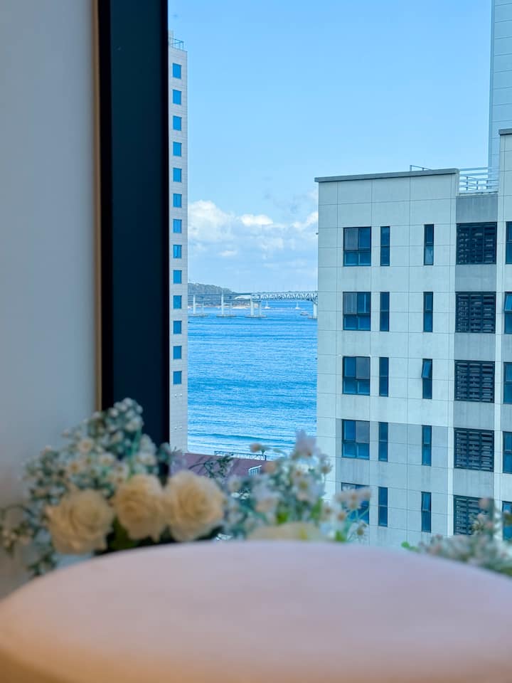 [부분 오션뷰]더오다 08층 #광안리해수욕장도보 3분 #테라스 #자쿠지 #바베큐 #단체숙소 - Pusan