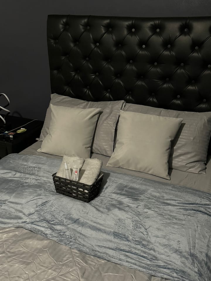 Condo Near Ayala Center Cebu, Right Across Landers - Cebu