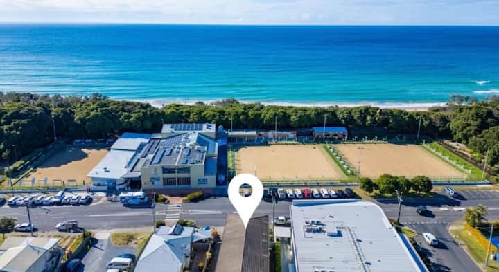 Ocean Echoes - Walk To The Beach, Cafés & Clubs! - Coffs Harbour