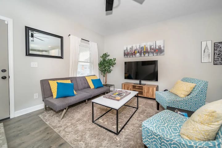 Uptown Vibe, Downtown Location *Sleeps 6* - University Heights – Indianapolis
