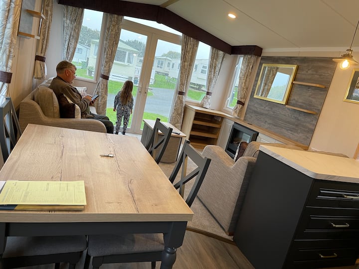 Leona’s Holiday Home Solent Village 75 - Isle of Wight