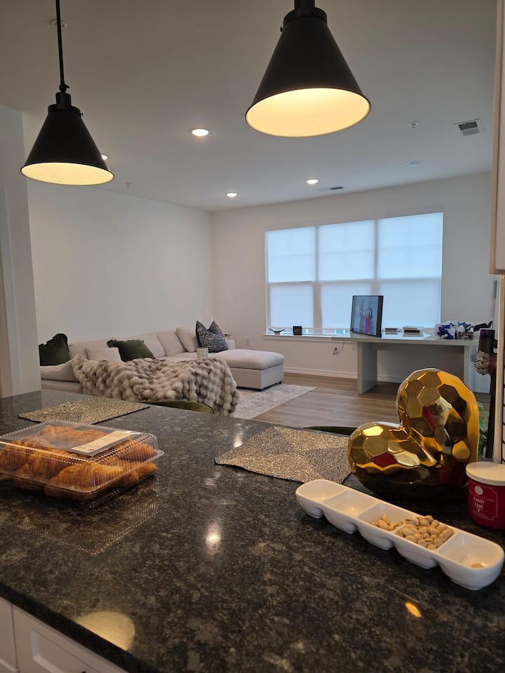 The Luxe In Marlboro - Cheesequake State Park, Matawan