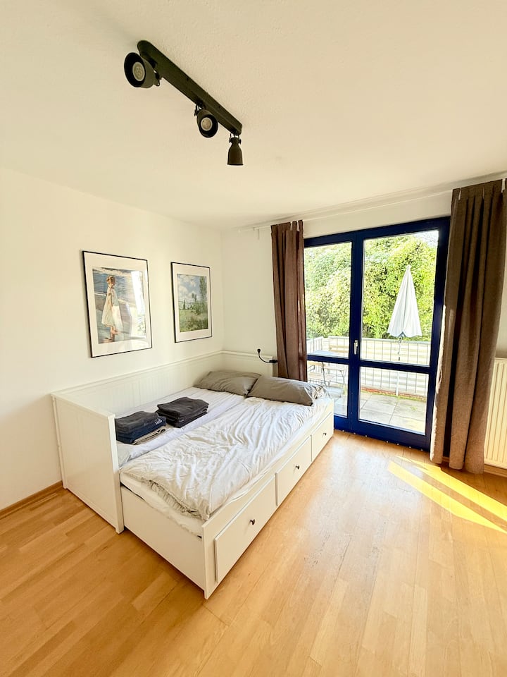City Wohnung Mit Balkon Am Hofgarten & 24h Checkin - Bonn