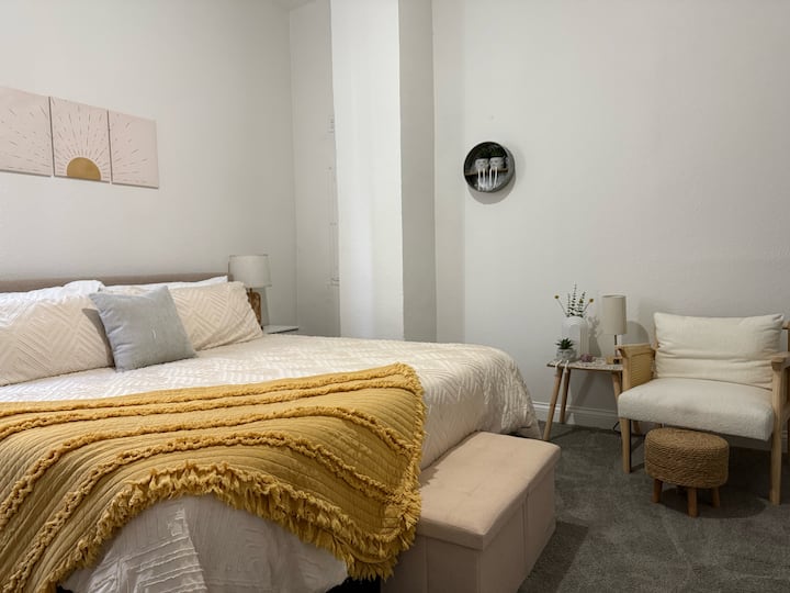 Monthly Stays, Med Pros & Digital Nomads - Indianápolis, IN