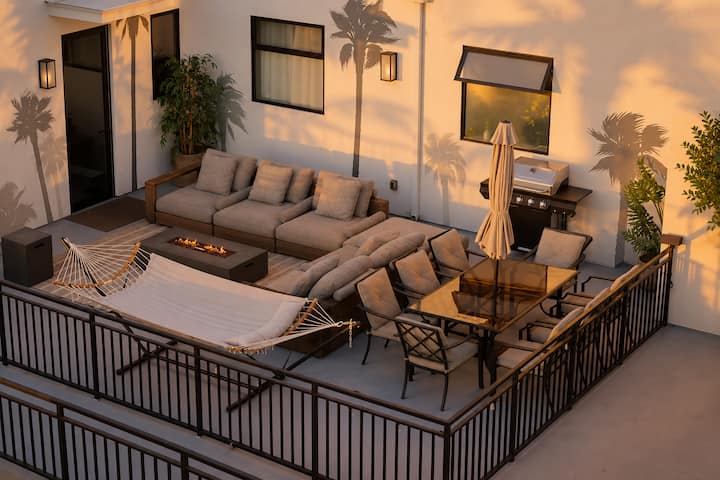 La Penthouse Rooftop With Sunset View + Firepit - 할리우드