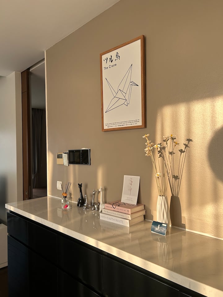 Sunlit•balcony•2 Lake Views•central•near Mall - Hanói