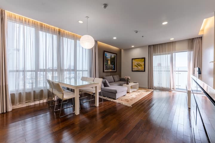Central 2br: Sunny, Quiet, Lotte/lake View - Hanoi