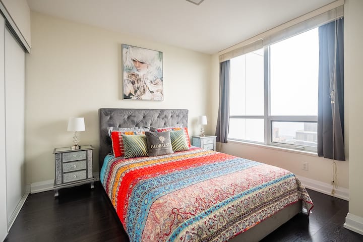 Modern 1 Bedroom Apt In North York. Free Parking - Toronto