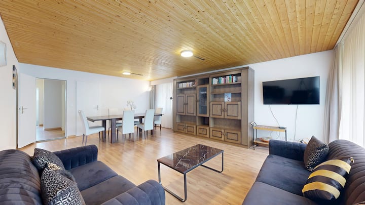 Geräumige 2-schlafzimmer Wohnung, Zentral - Klosters-Serneus