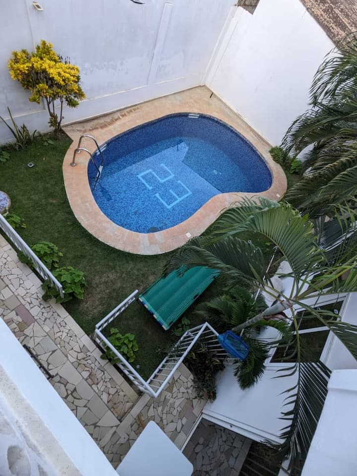 La Petite Luxure ! - Lomé
