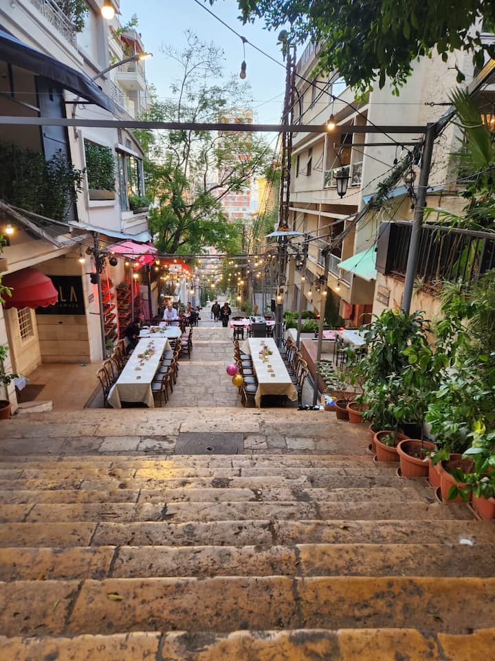 Charming Heart Apartment Gemmayzeh Beirut - Beirut
