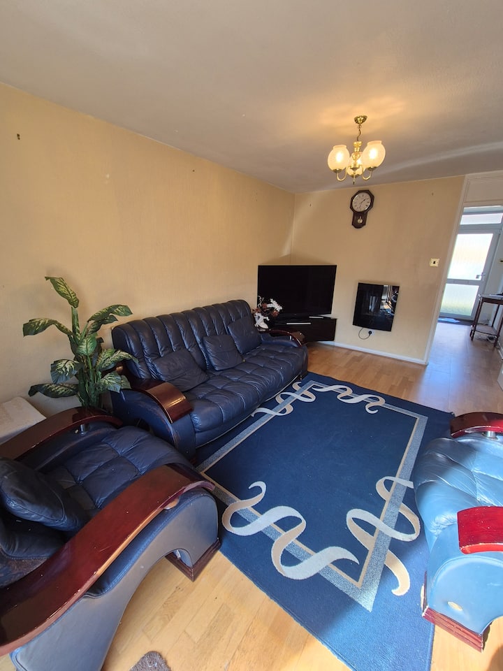 Eldorado Place - Redhill
