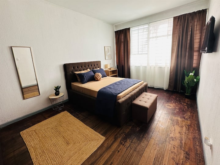 Habitación De Hostal Céntrico Ubicado En San José - San José
