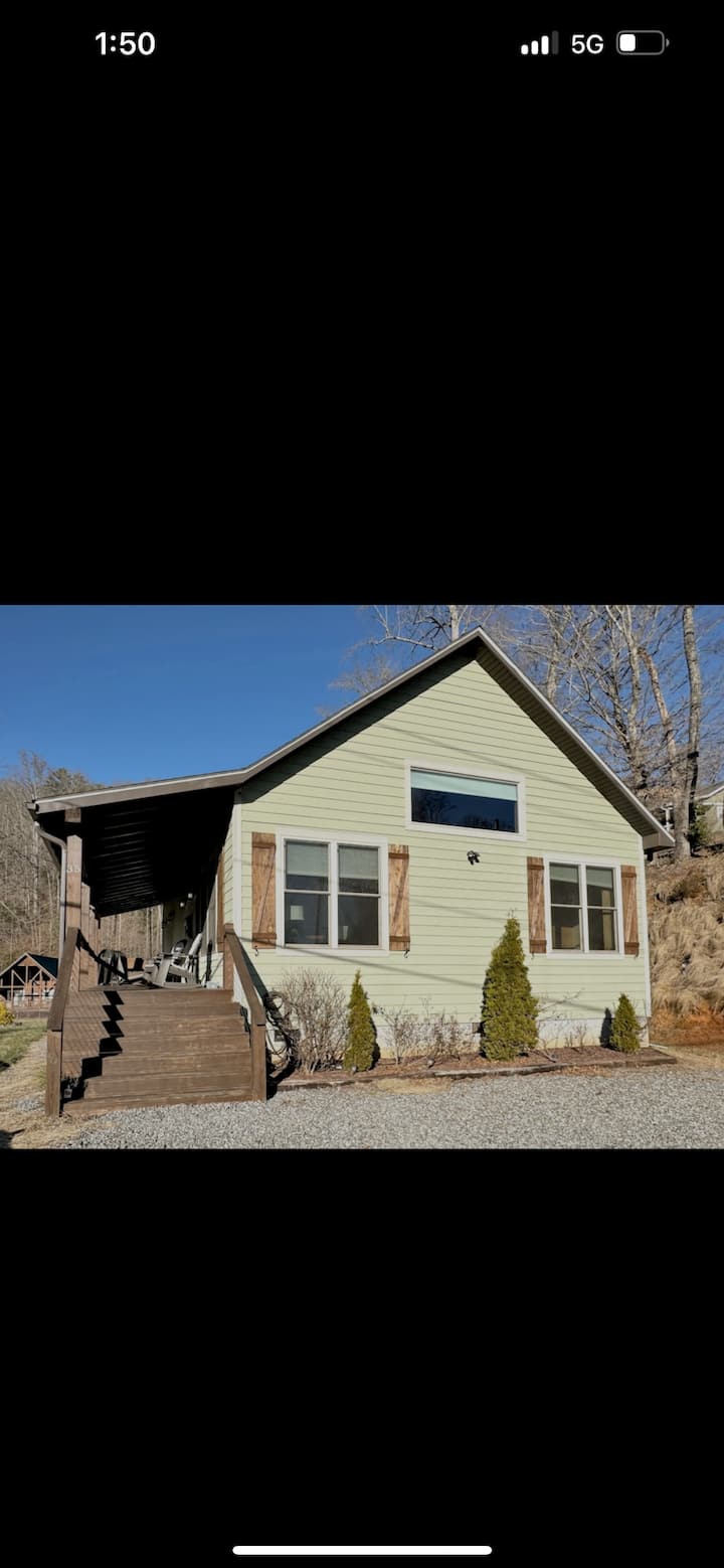 Riverside Cabin - Sylva, NC