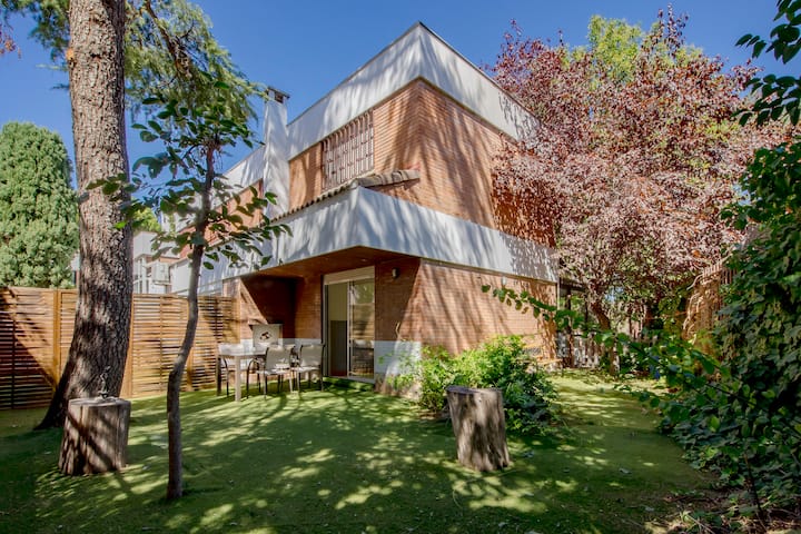 Incredible House With Garden - San Blas