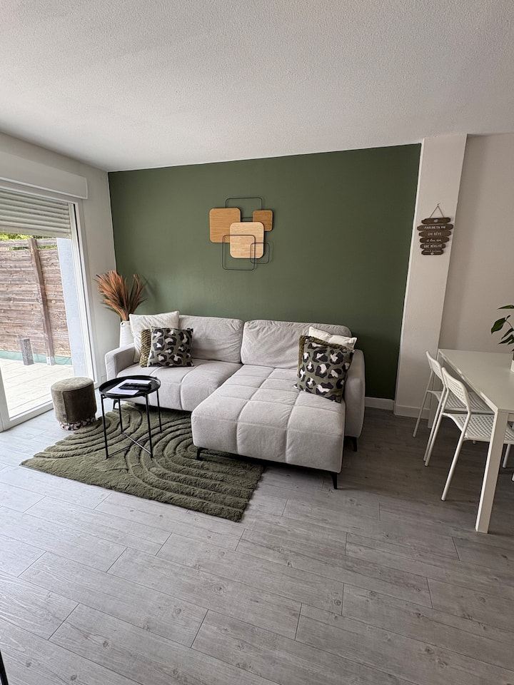 Appart T2 Calme, Parking, Centre Ville, Terrasse - Mont-de-Marsan