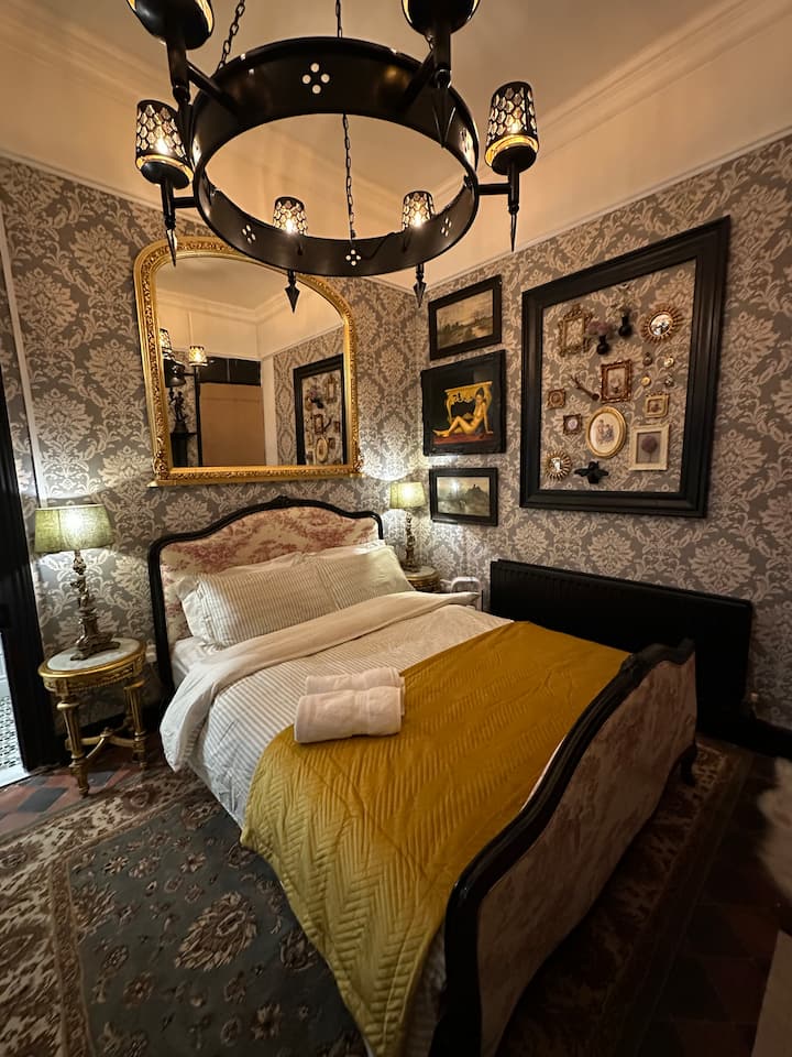 The Castle Room @ The Royal Lodge - Dublin
